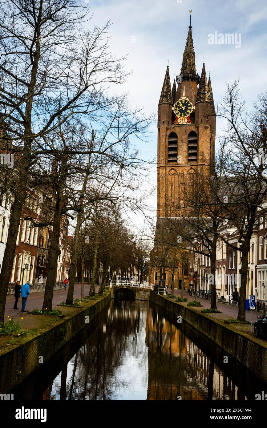 The leaning tower of Oude Kirk in Delft, Netherlands is nicknamed, Old ...