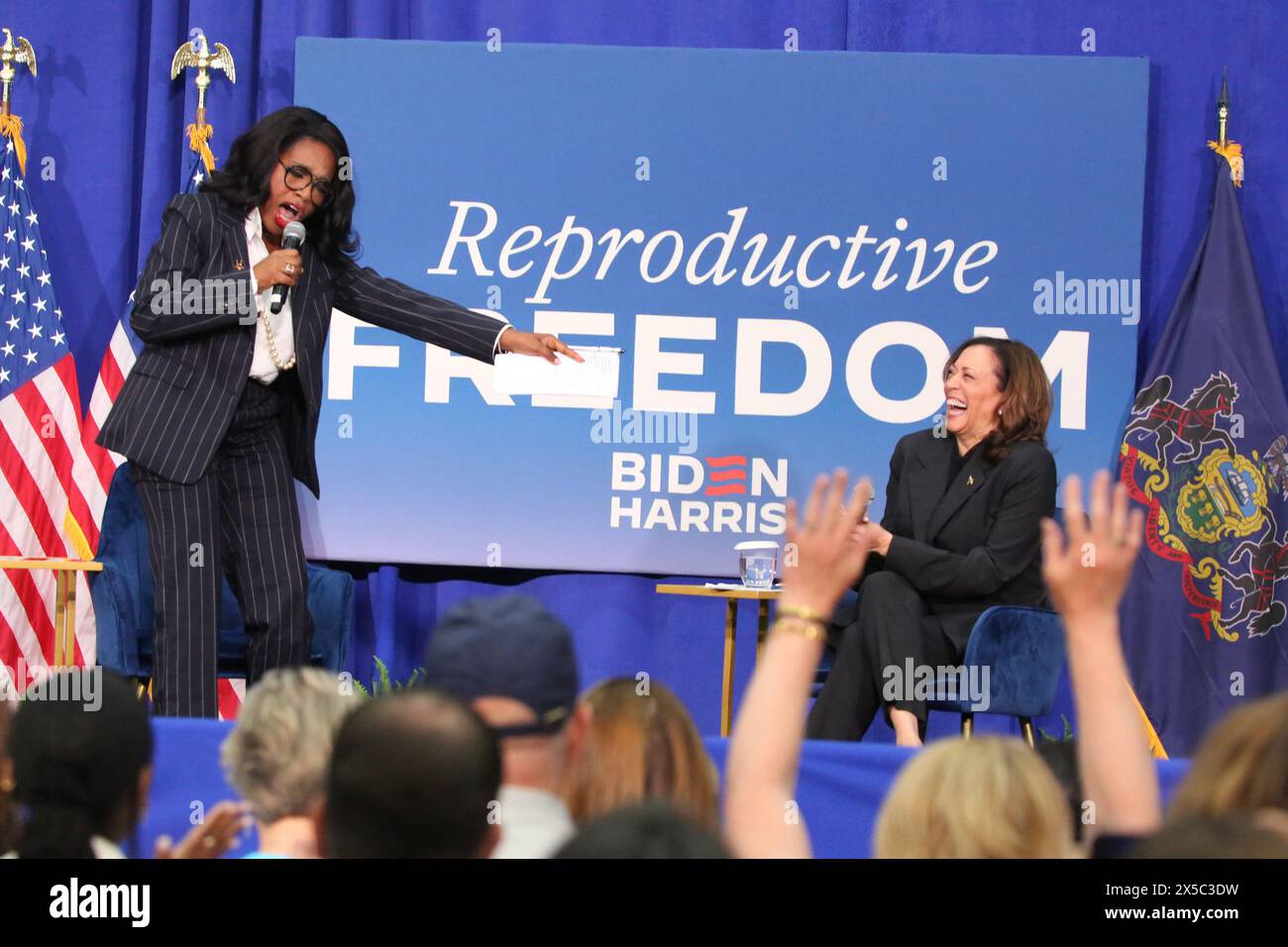 5-8-2024: Vice President Kamala Harris pictured talking with actress ...