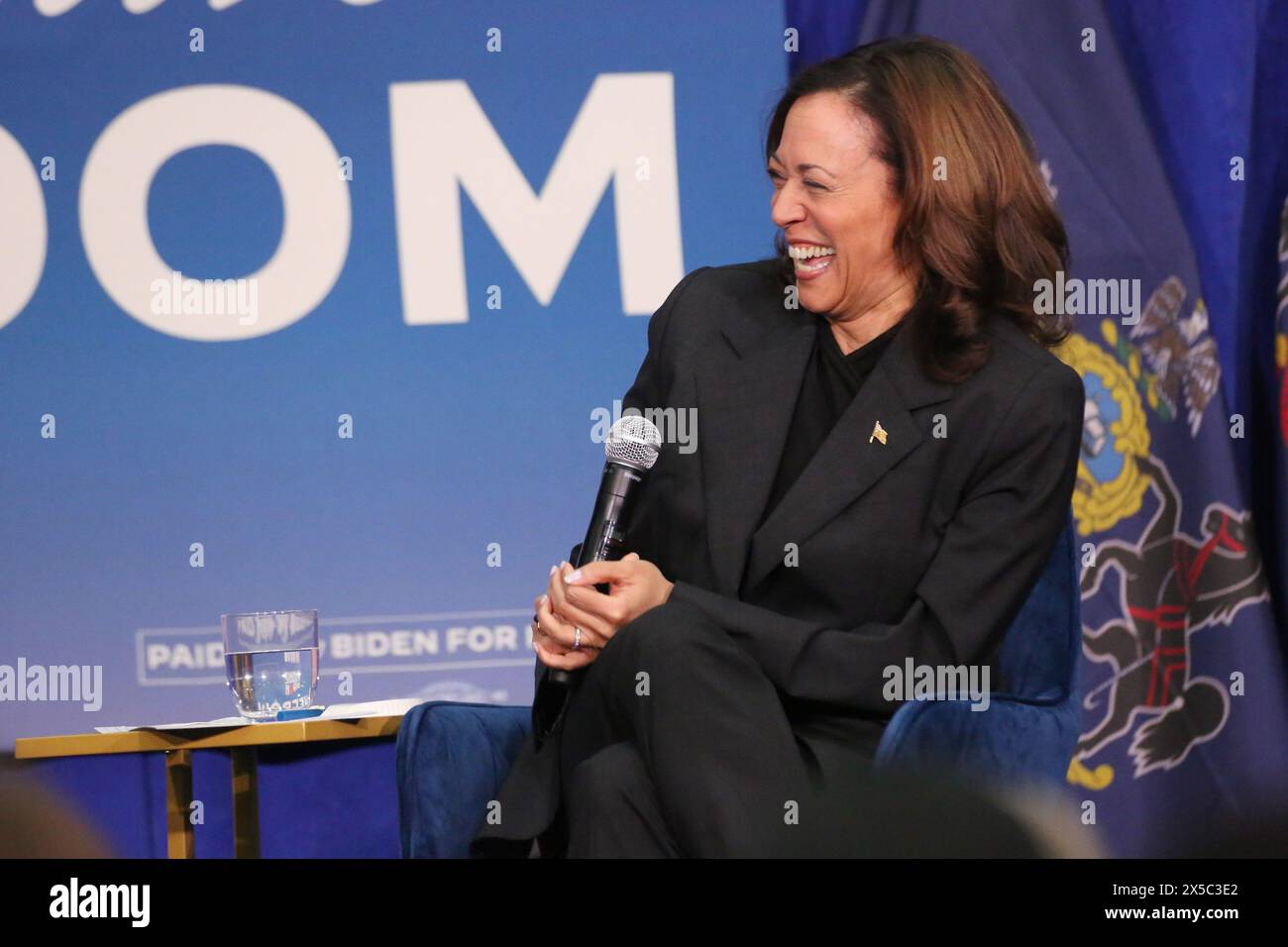 5-8-2024: Vice President Kamala Harris pictured talking with actress ...