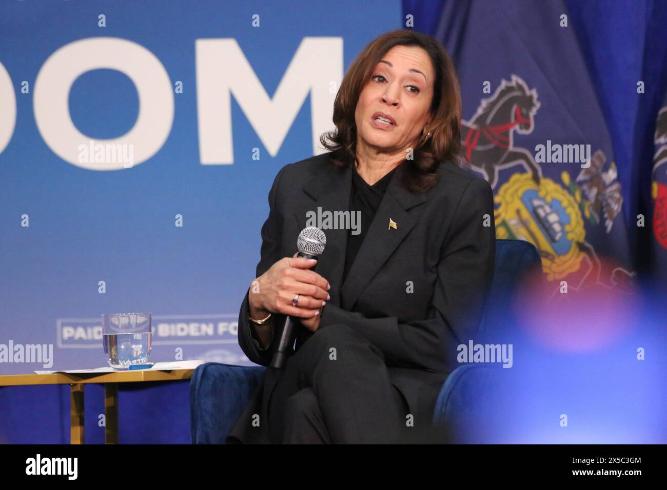 5-8-2024: Vice President Kamala Harris pictured talking with actress ...