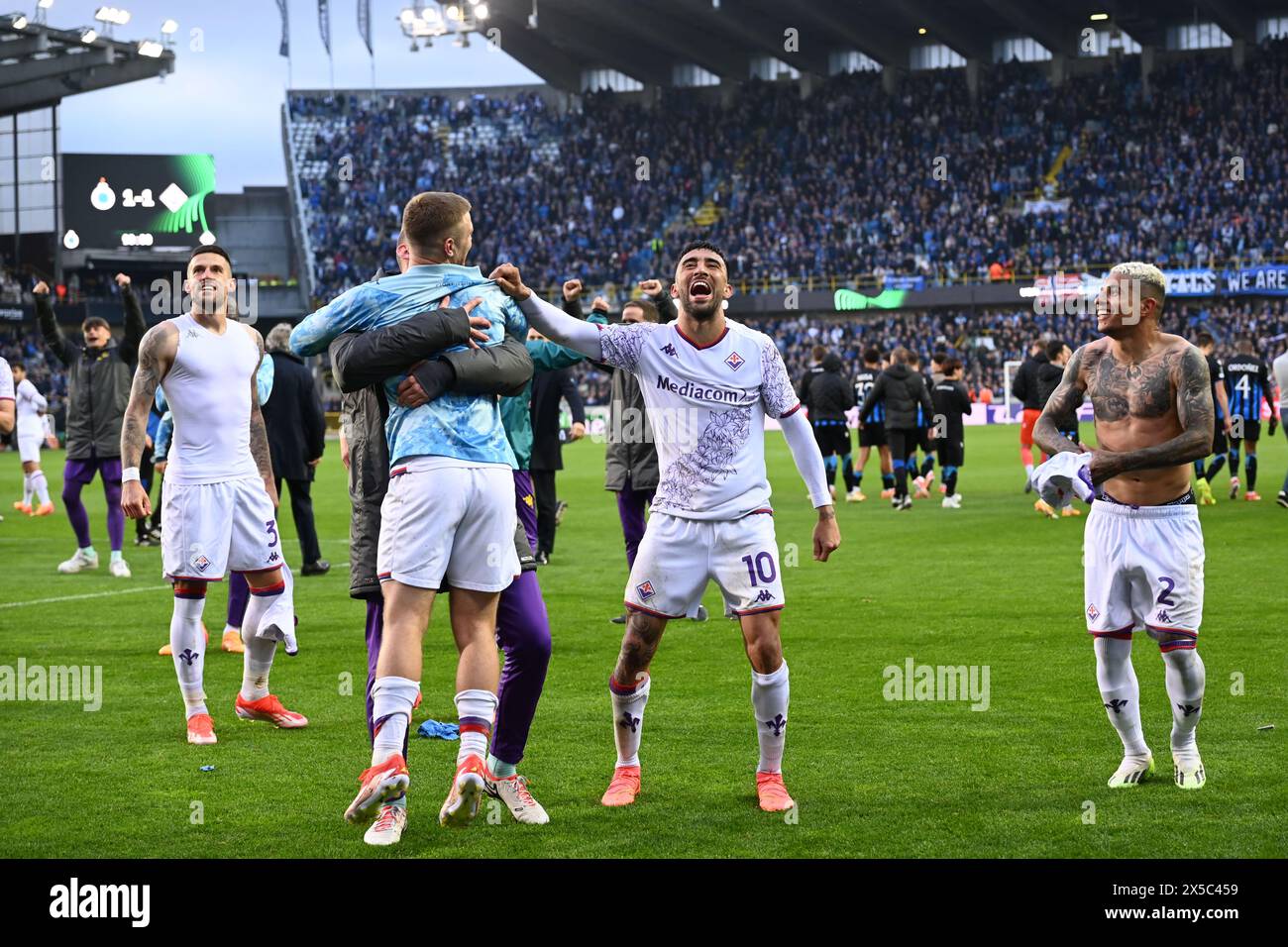 Final joy (Fiorentina) during the UEFA Europa Conference League match ...