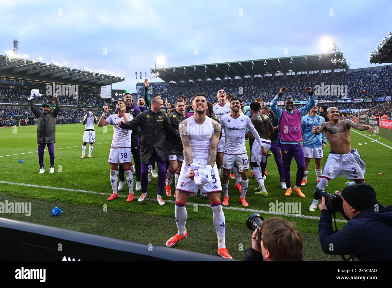 Final joy (Fiorentina) during the UEFA Europa Conference League match ...