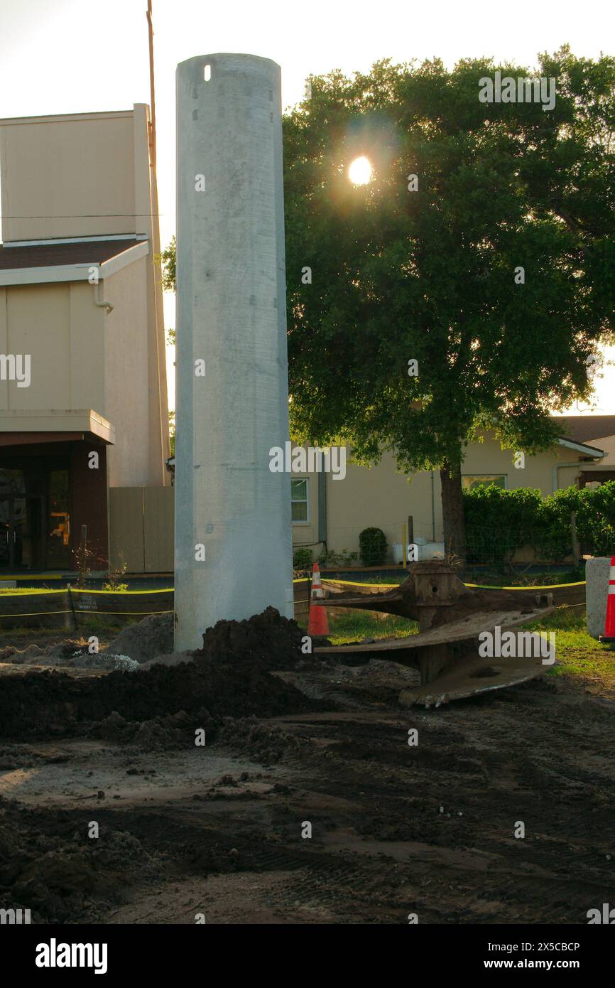 Powerline utility hi-res stock photography and images - Alamy