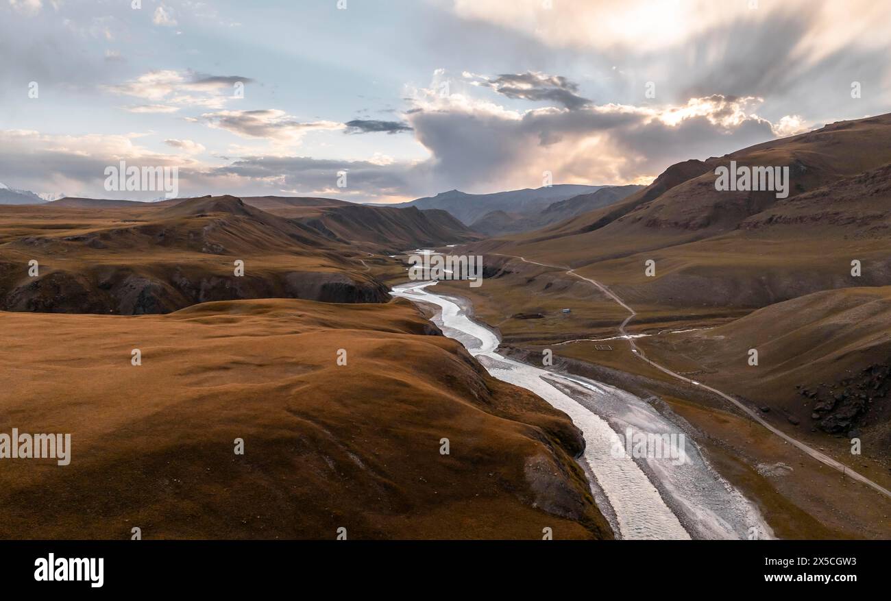 Mountain landscape at sunset, Tian Shan, Sky Mountains, Sary Jaz Valley ...