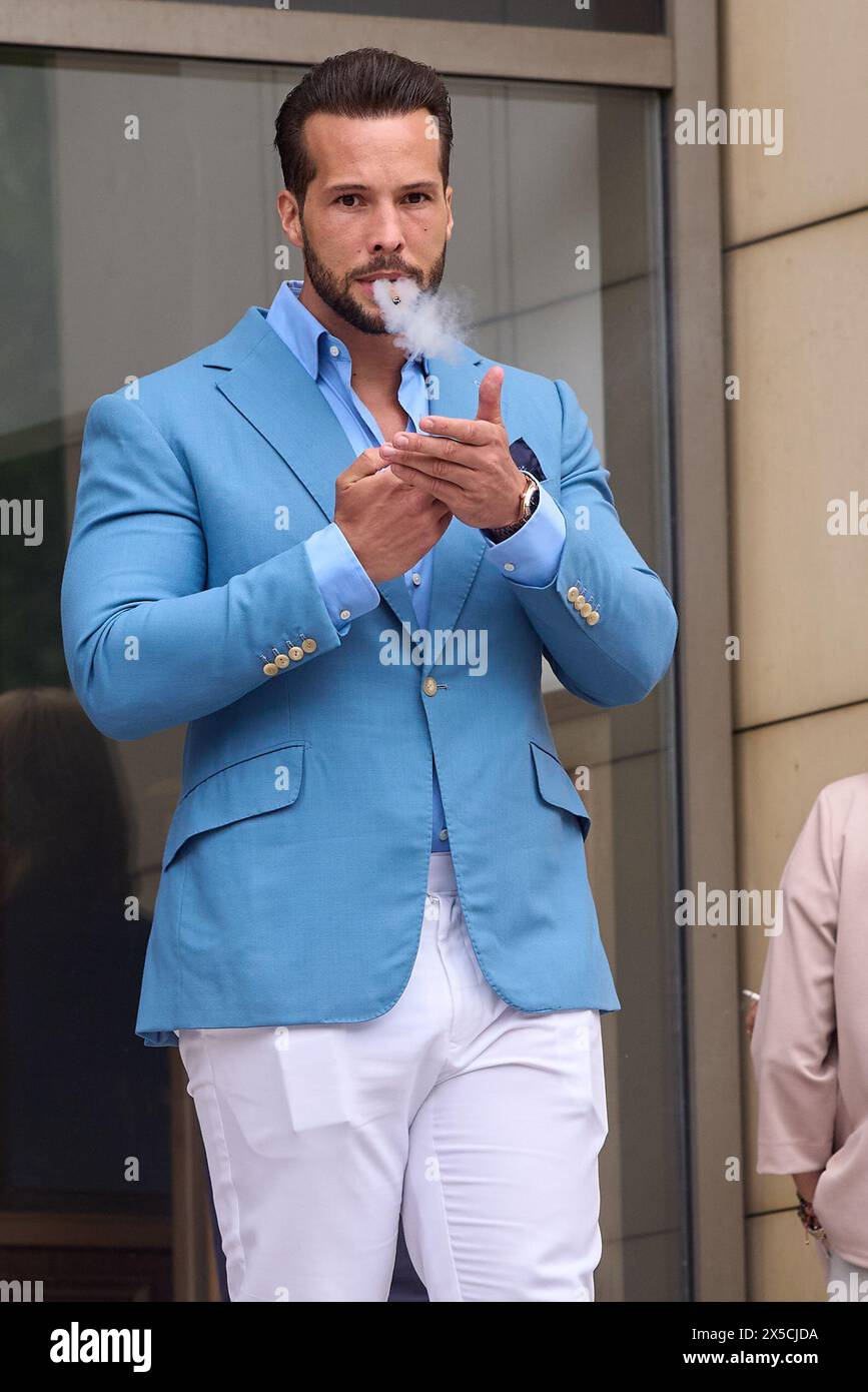 Tristan tate hi-res stock photography and images - Alamy