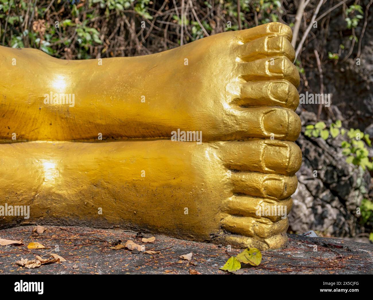 Reclining Buddha statue, Phousi or Phu Si Hill, Luang Prabang, Laos ...