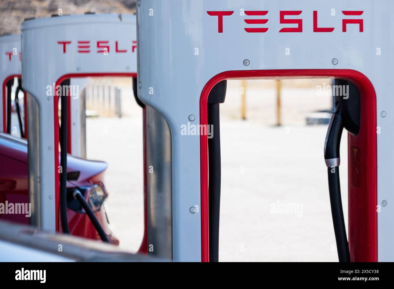 Elon musks superchargers hi-res stock photography and images - Alamy