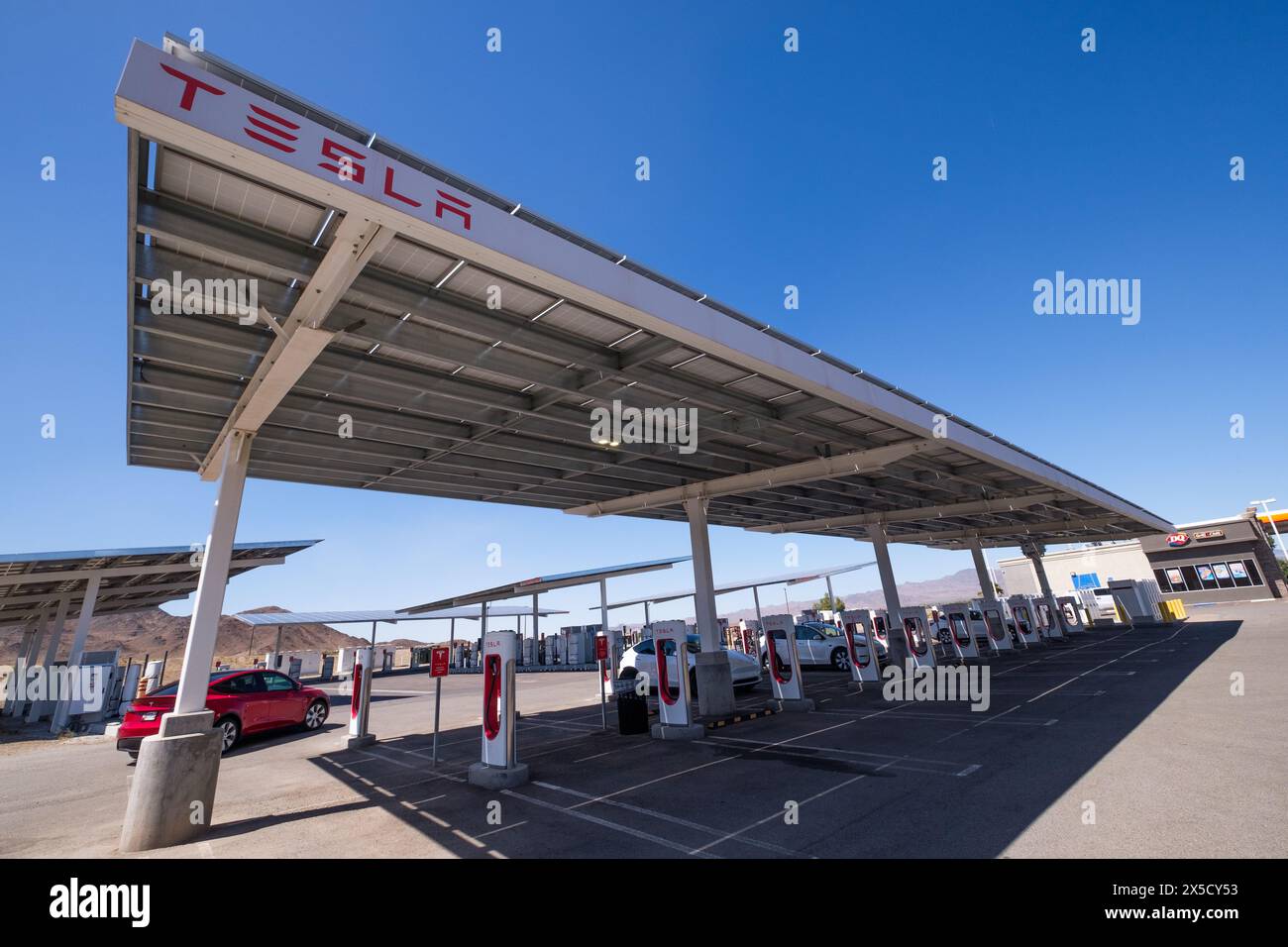 Teslas supercharger network hi-res stock photography and images - Alamy