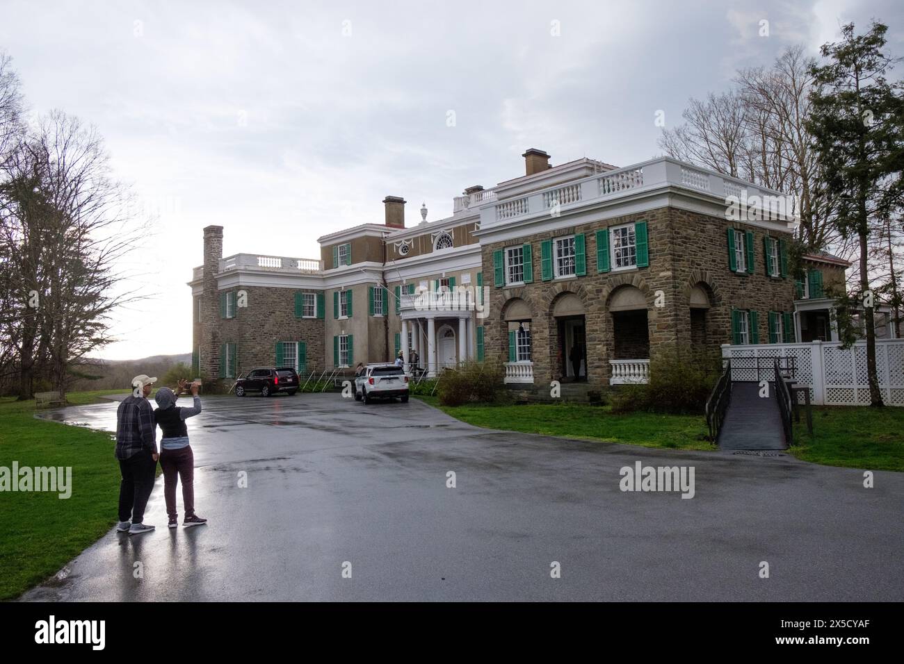 Guests view the Home of Franklin D. Roosevelt National Historic Site ...