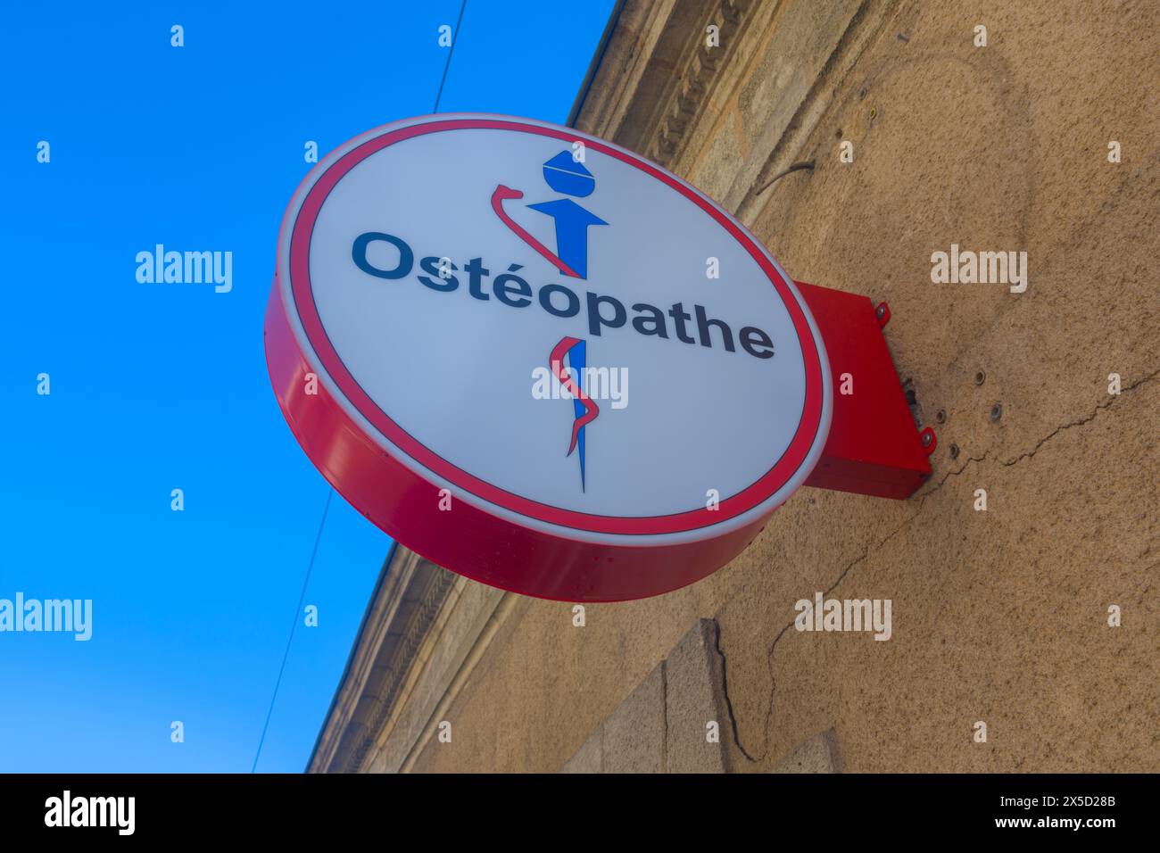 Physical therapy logo hi-res stock photography and images - Alamy