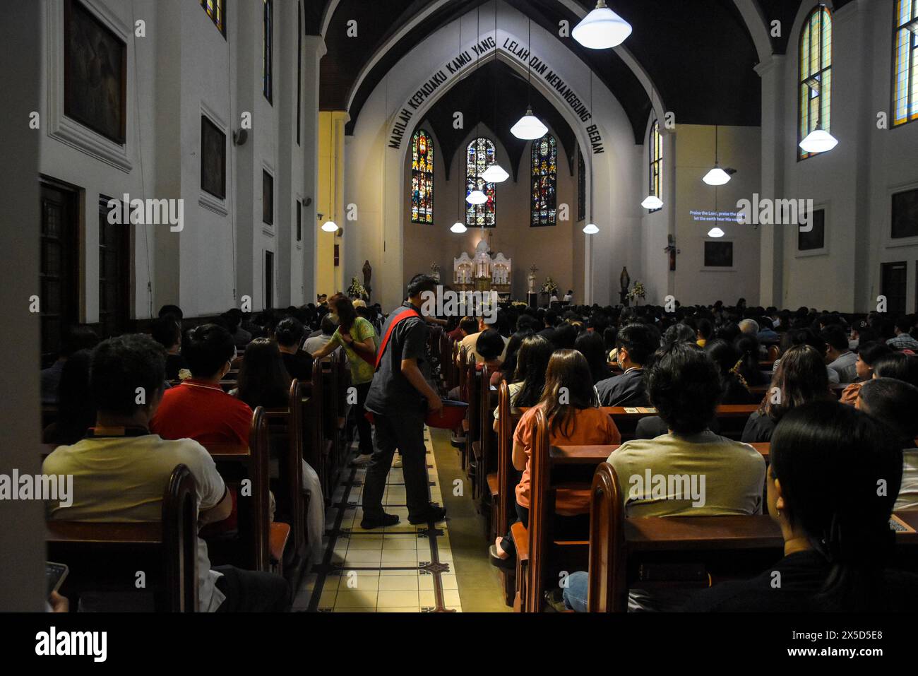 Bandung, West Java, Indonesia. 9th May, 2024. Indonesian Christians ...