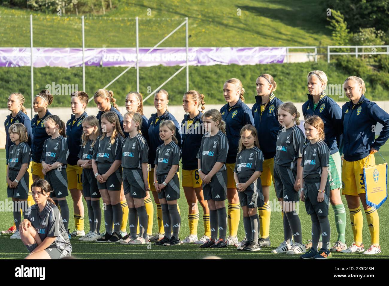 Sweden euro england line up hi-res stock photography and images - Alamy