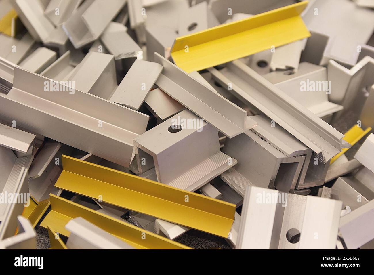 Rolled metal products hi-res stock photography and images - Alamy
