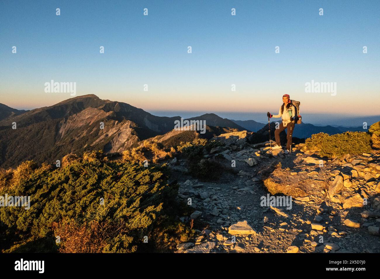Jiaming lake trail hi-res stock photography and images - Alamy