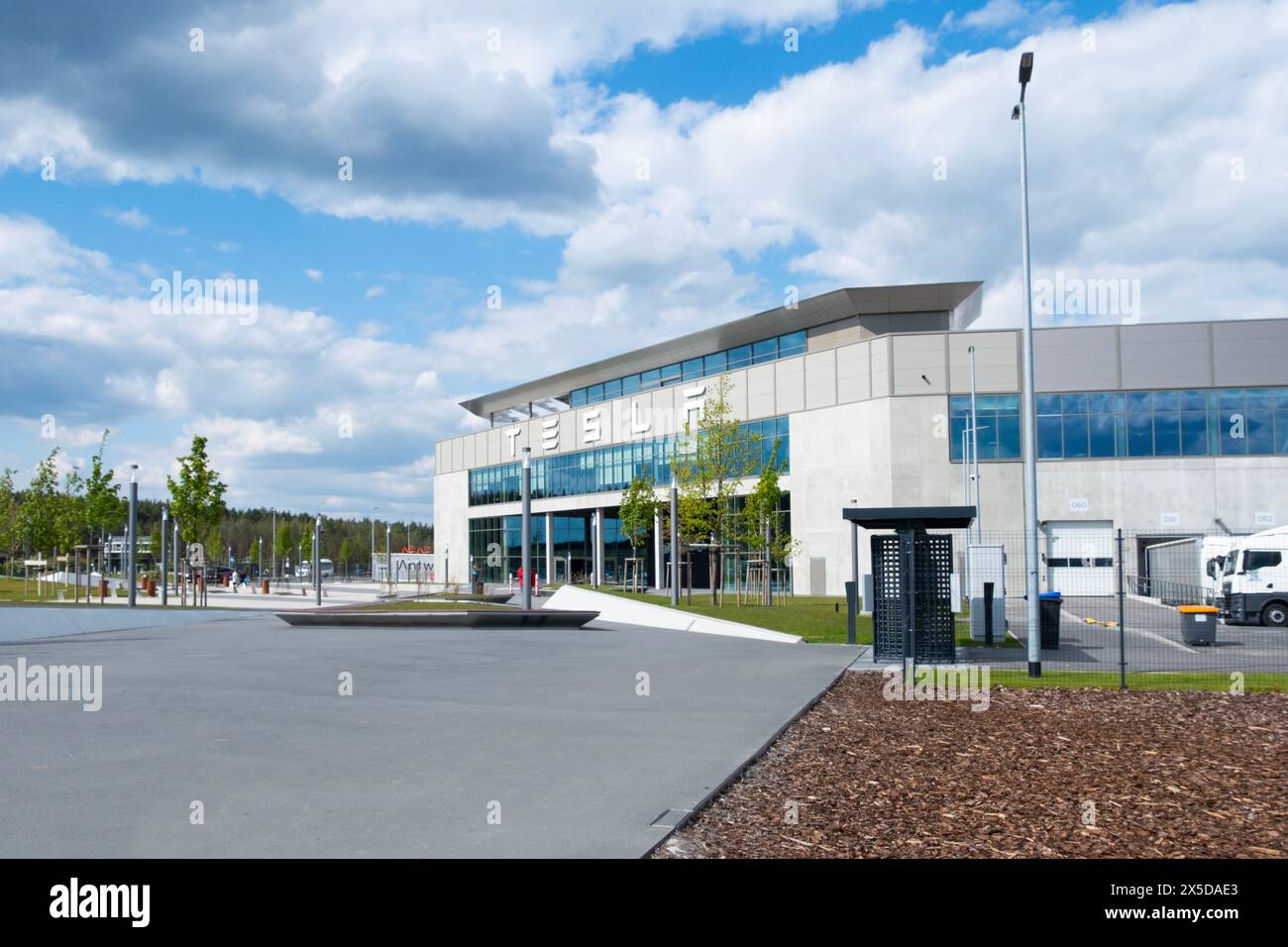 Gigafactory Berlin-Brandenburg Tesla, Automotive industry manufacturing ...