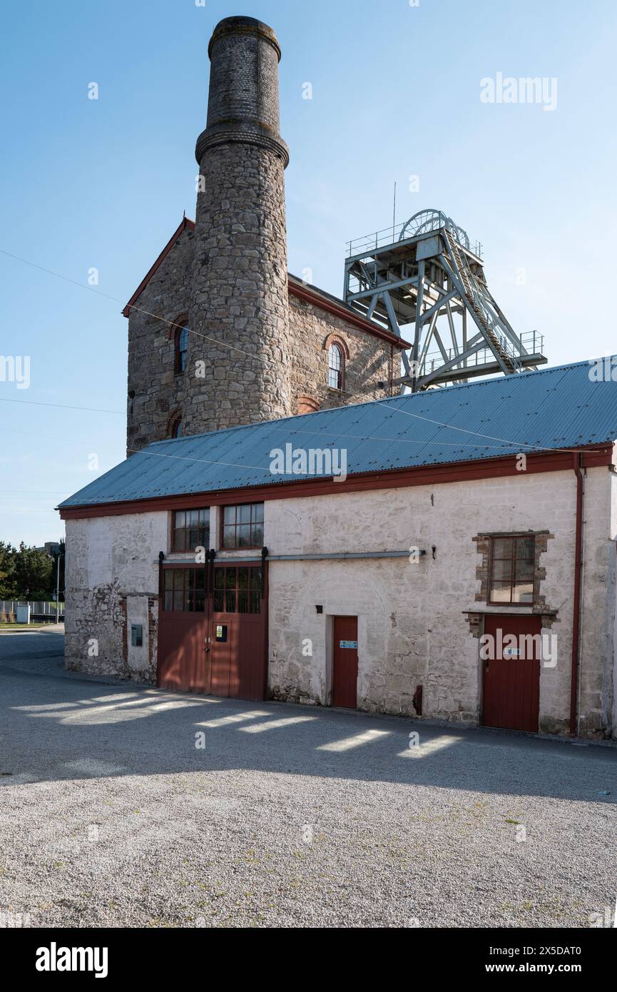 HEARTLANDS POOL CAMBORNE WORLD HERITAGE SITE MINING ENGINE HOUSE Stock ...