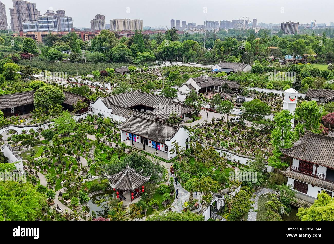 (240509) -- CHENGDU, May 9, 2024 (Xinhua) -- An aerial drone photo ...