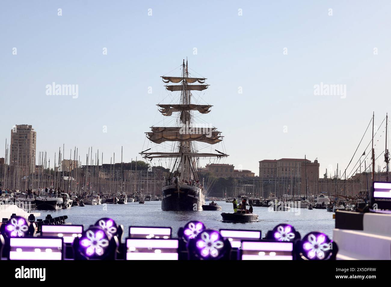 Arrival of the 2024 olympic torch relay hi-res stock photography and ...