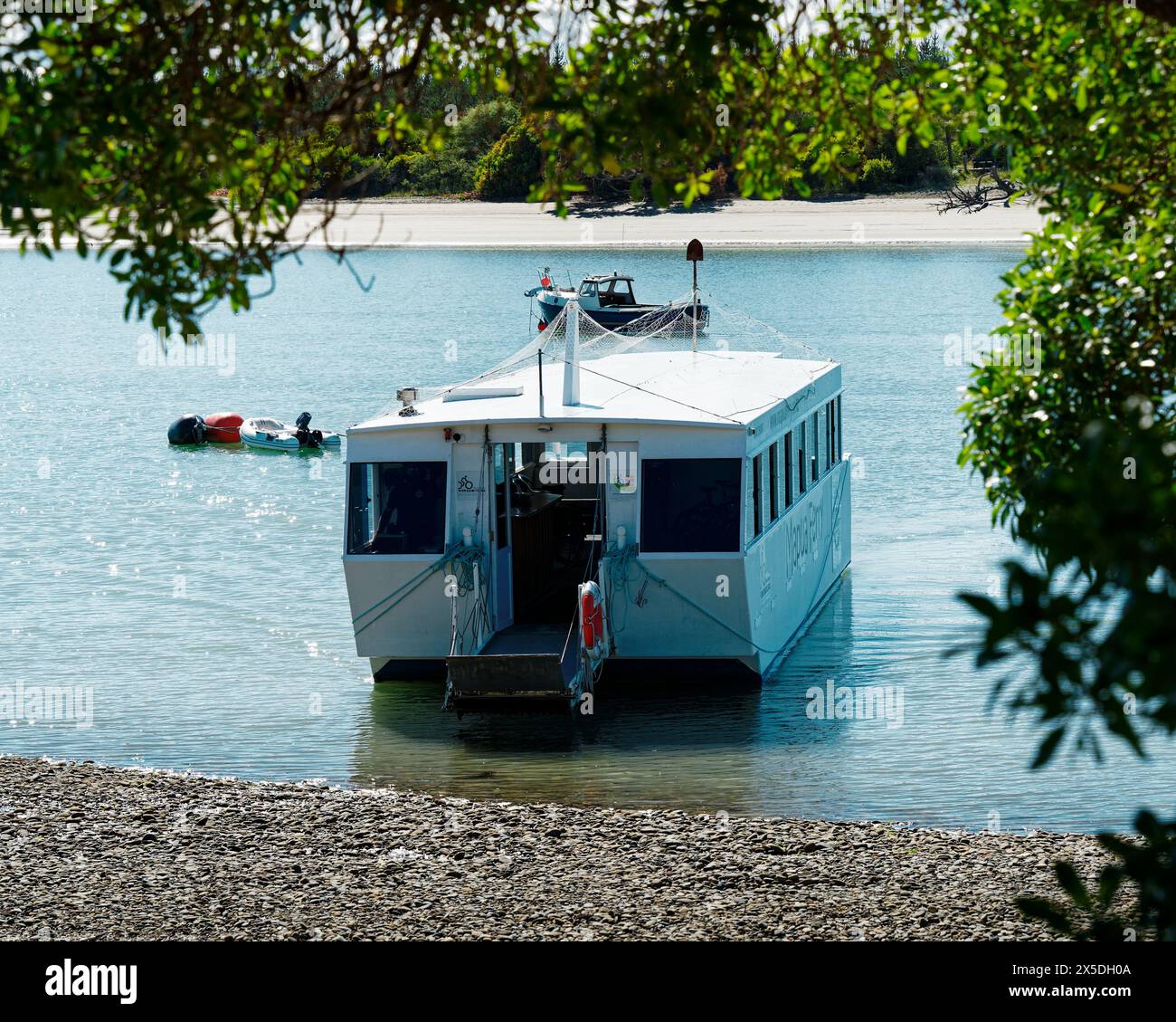 November 5, 2023 - Mapua ferry arriving at Mapua from Rabbit Island in ...