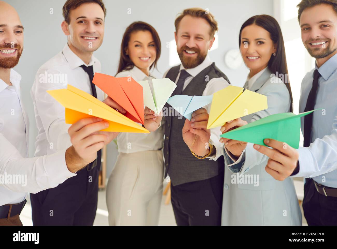 Airplanes group hi-res stock photography and images - Alamy