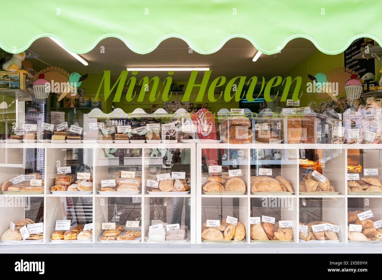 Teignmouth deli shop Mini Heaven window display. Devon, England, UK ...