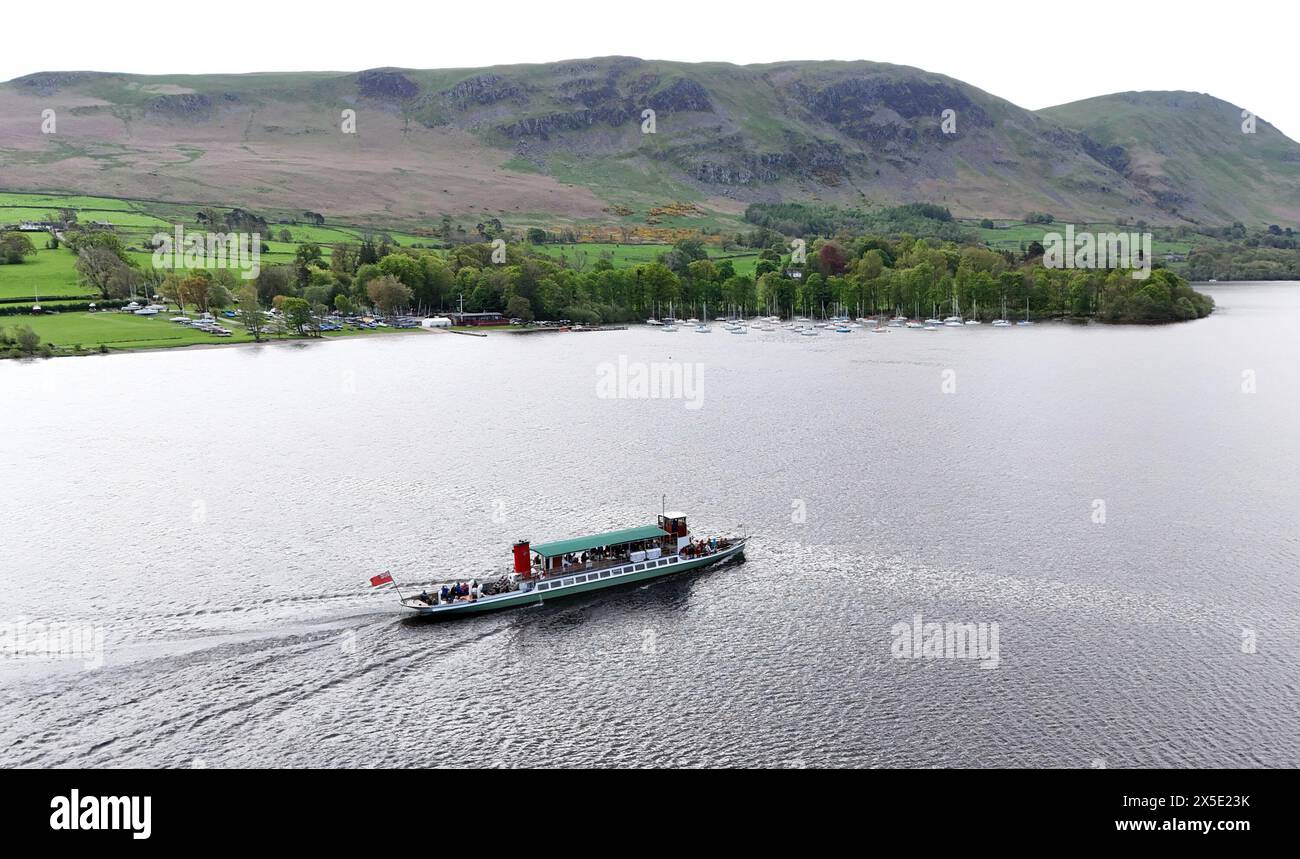 Pleasure boat 'Raven' of the Ullswater Steamers company heads across ...