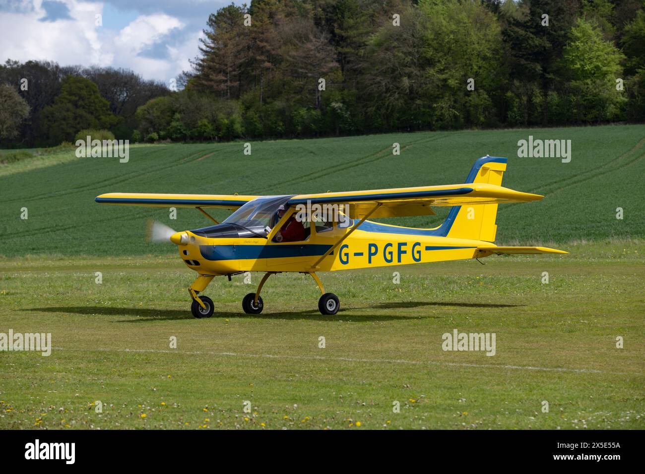 Lovely clean Tecnam P92 Echo single engine light airplane arrives at ...