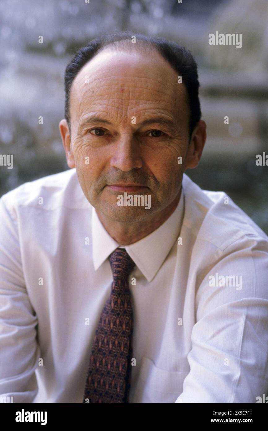 Michel TOURNIER - Date : 19860901 ©John Foley/Opale.photo Stock Photo ...