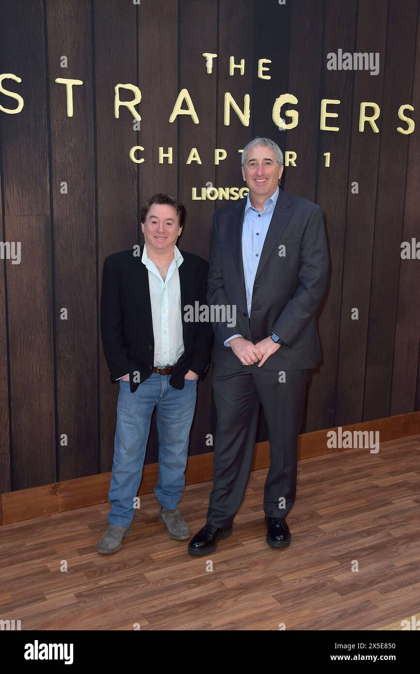 Alan Freedland und Alan Cohen bei der Weltpremiere des Kinofilms The Strangers: Chapter 1 im ...