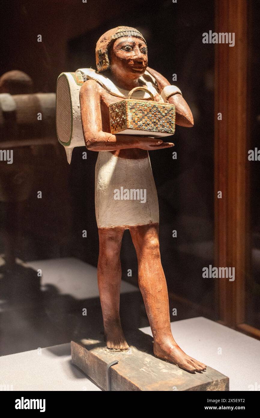Painted Wooden Servant Statue of Niankhpepikem. Excavated in 1894 ...