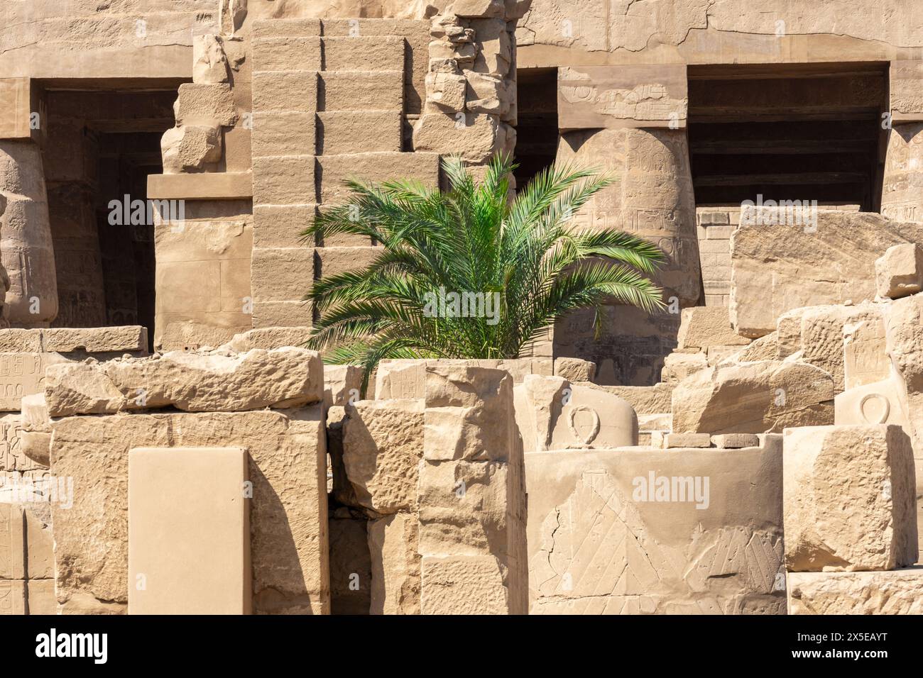 Karnak temple egypt reconstruction hi-res stock photography and images ...