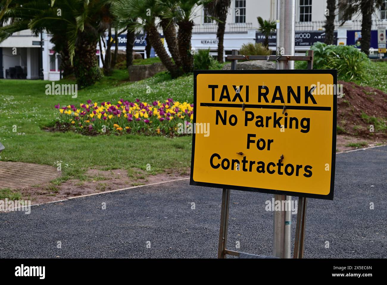 Sign in Torquay town centre during roadworks Stock Photo - Alamy