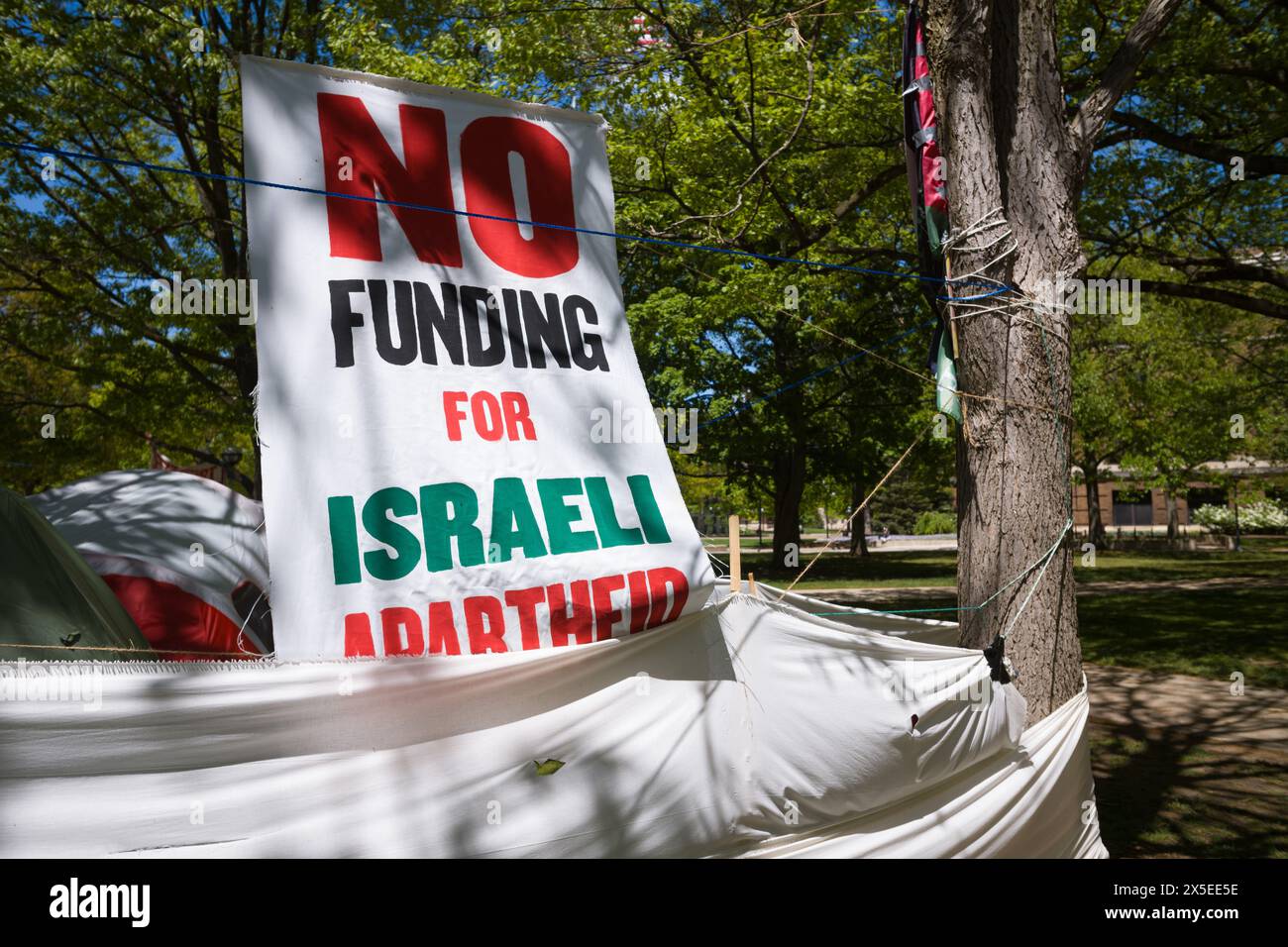 Apartheid sign hi-res stock photography and images - Alamy