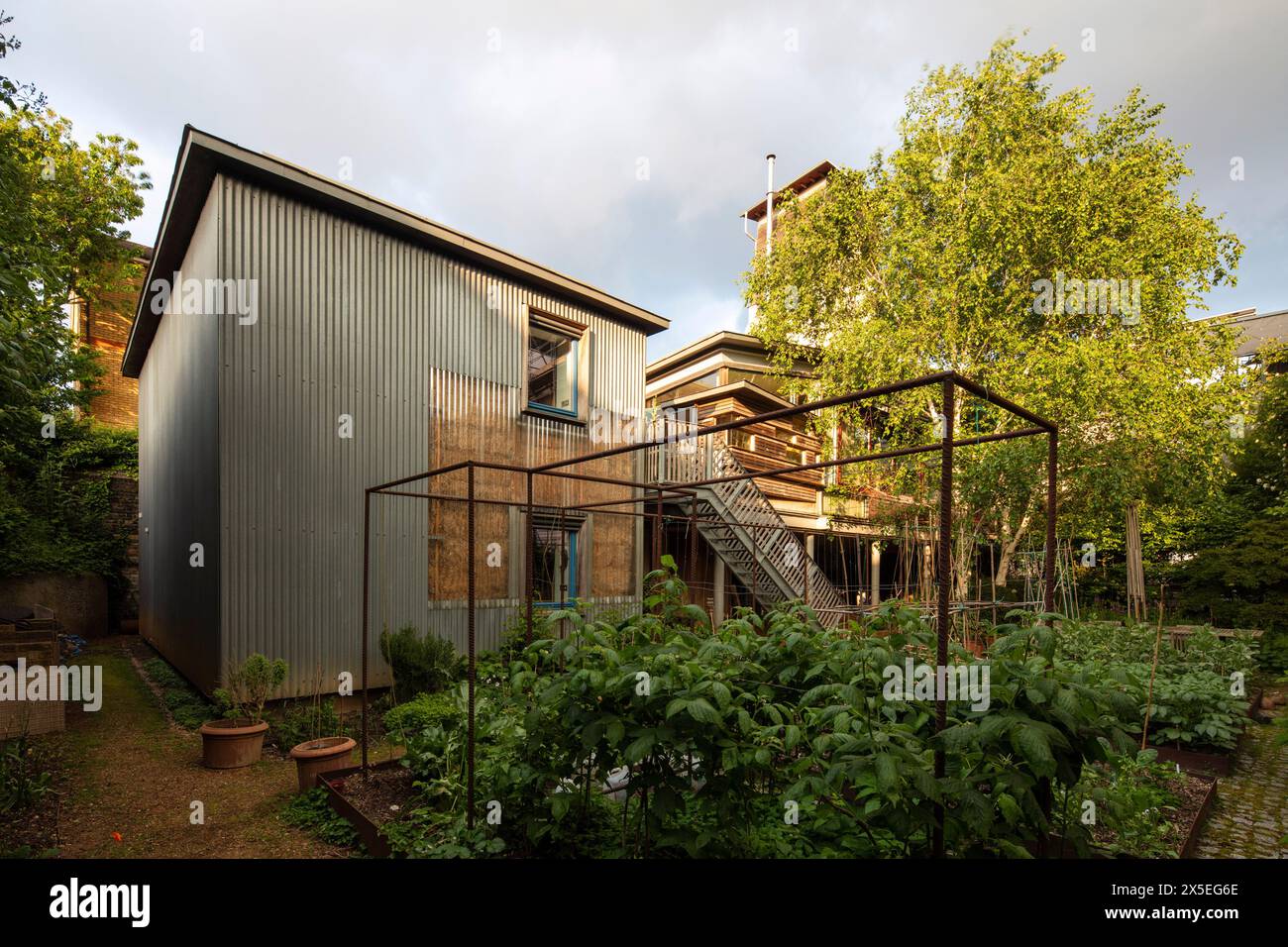 Full side elevation from the garden. Straw Bale House, Islington ...