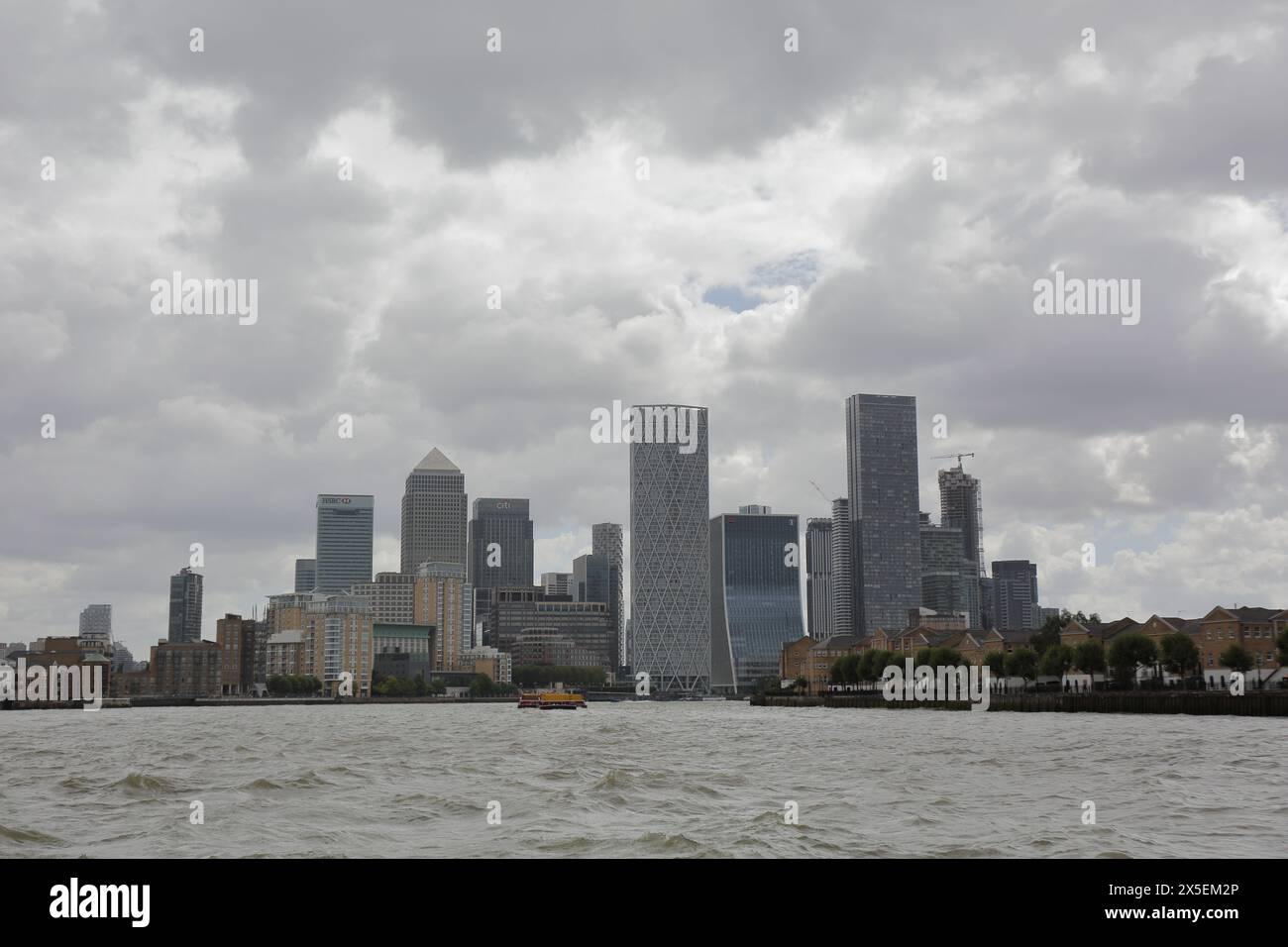 The beautiful cityscape of London with River Thames Stock Photo - Alamy