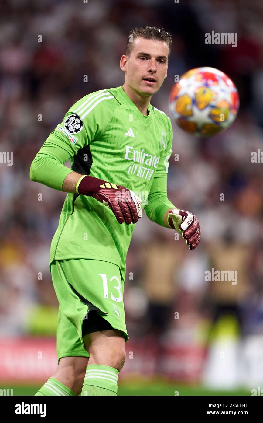 Andriy Lunin of Real Madrid looks on during the UEFA Champions League ...