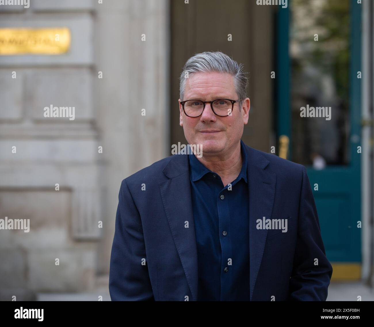 London, UK. 9th May, 2024. Sir Keir Starmer, Leader of the Labour Party leaves Cabinet office ...
