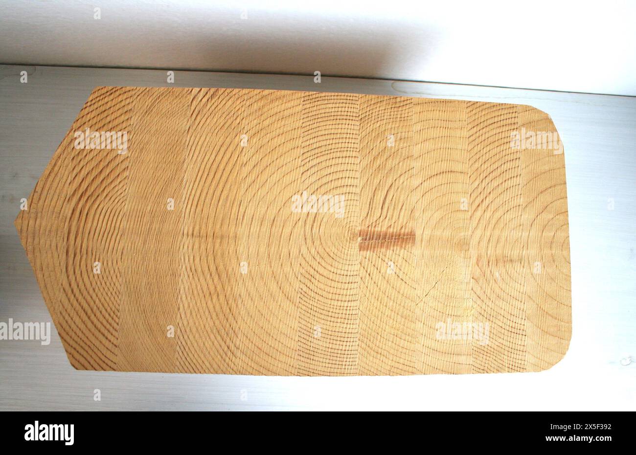 laminated wood, dovetail joint Stock Photo - Alamy
