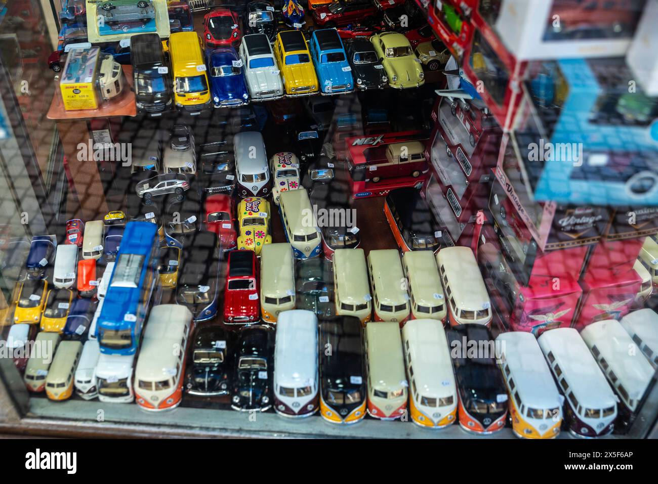 Toy shop scale model hi-res stock photography and images - Alamy