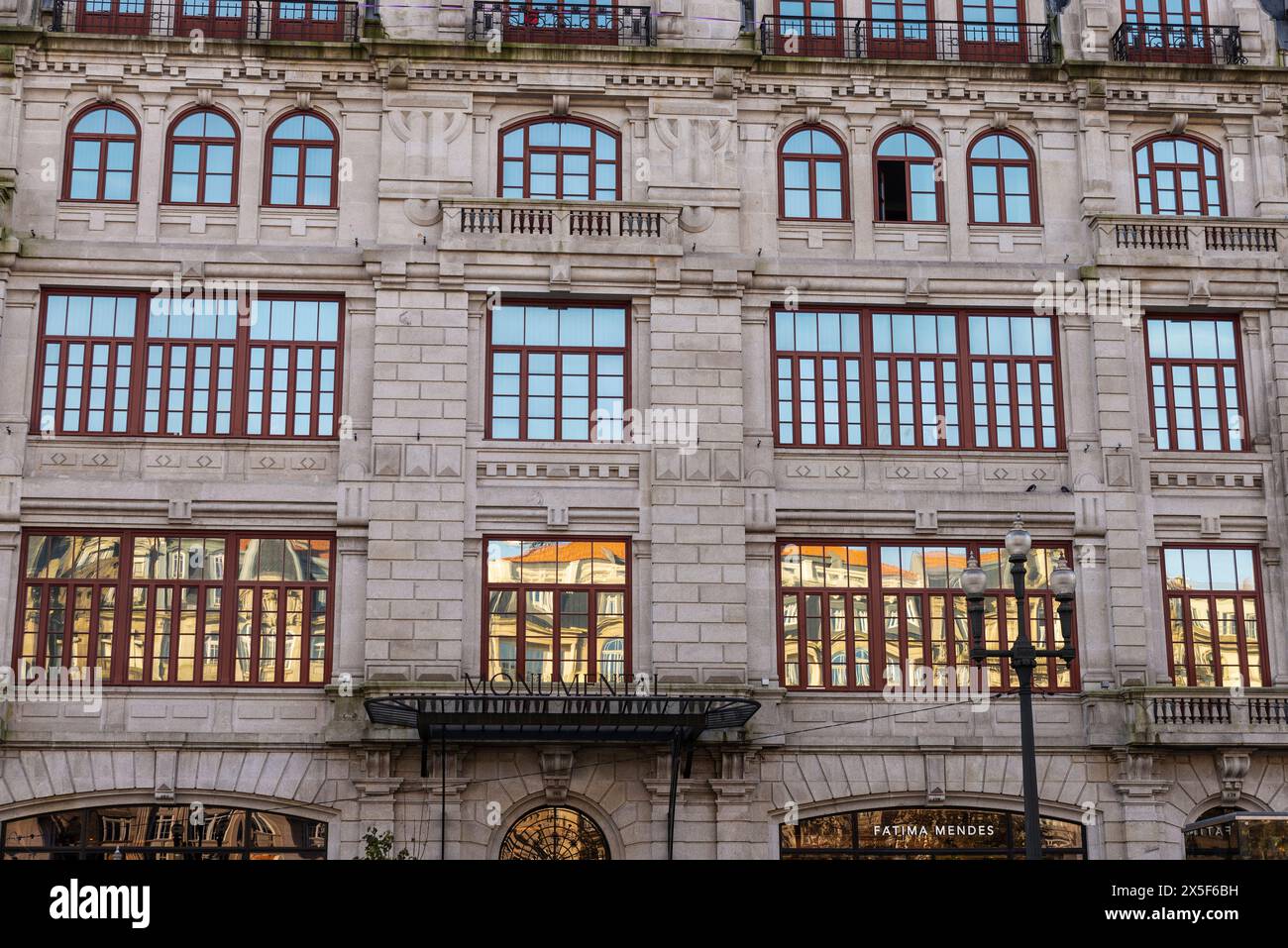 Monumental sign hi-res stock photography and images - Alamy