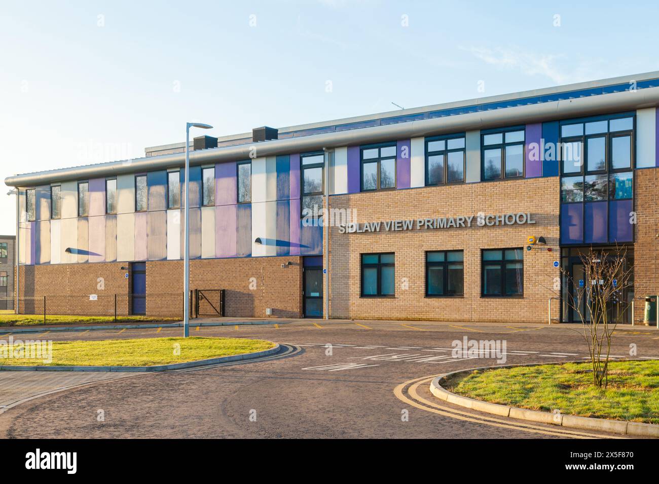 Sidlaw View Primary School Stock Photo - Alamy