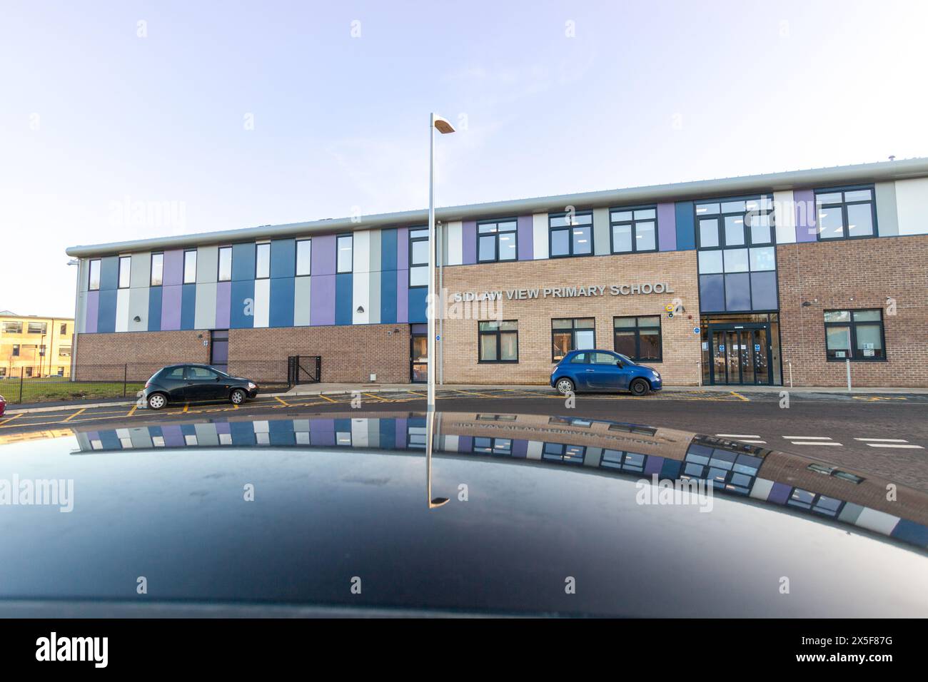 Sidlaw View Primary School Stock Photo - Alamy