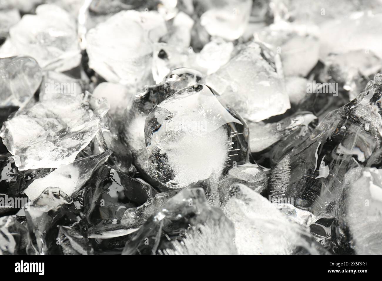 Crushed crystal hi-res stock photography and images - Alamy