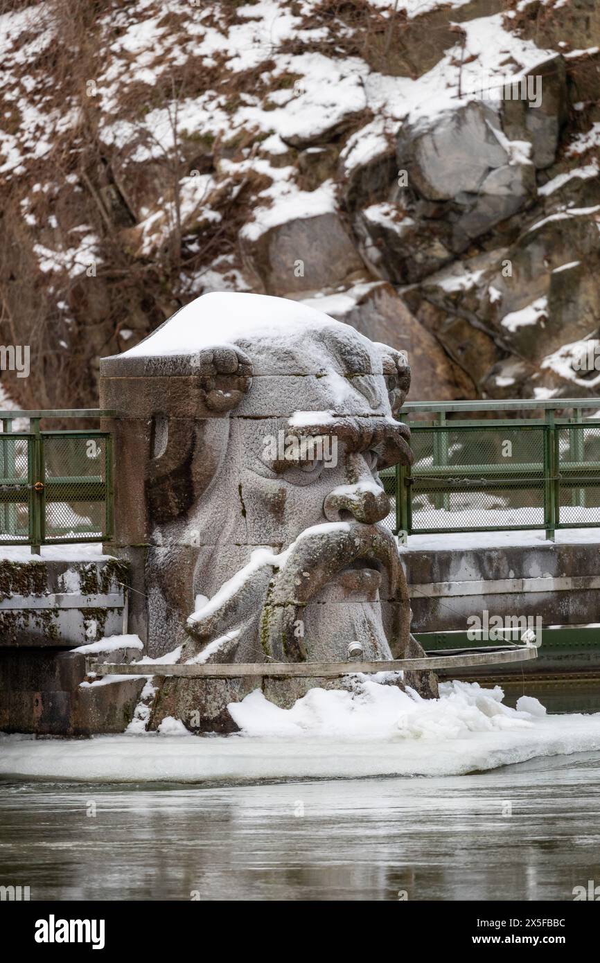 Trollhättan, Sweden - Jan 14 2024: Head shaped concrete pylon frozen ...
