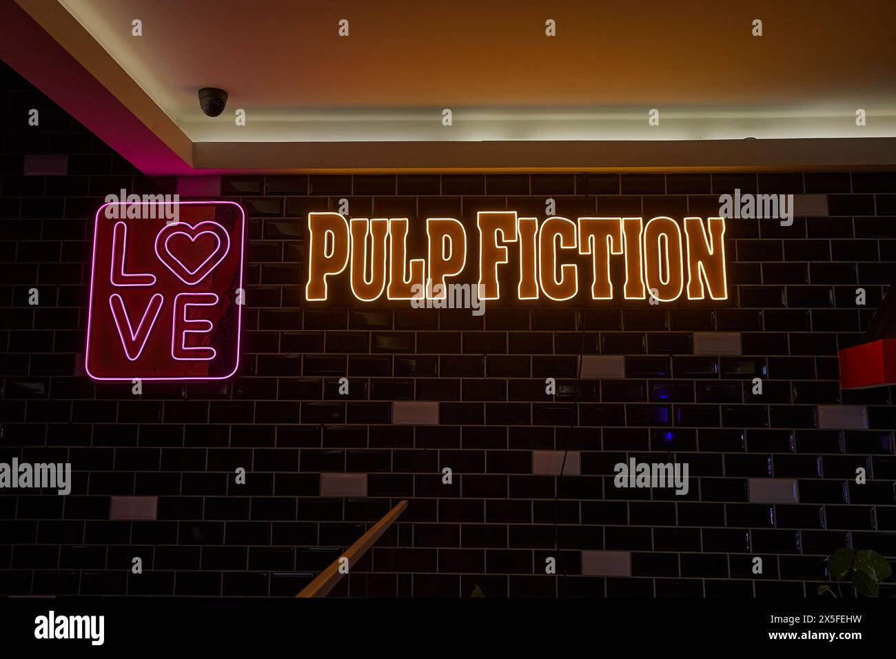 Fan art pulp fiction hi-res stock photography and images - Alamy