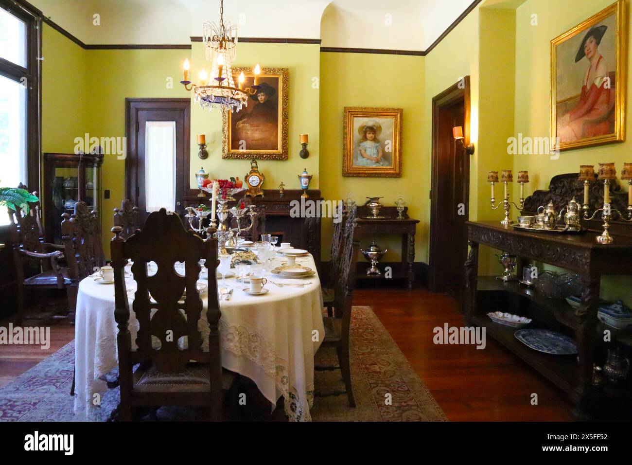 Pasadena Museum of History located at 470 West Walnut St, Pasadena. Include the Pasadena Museum ...