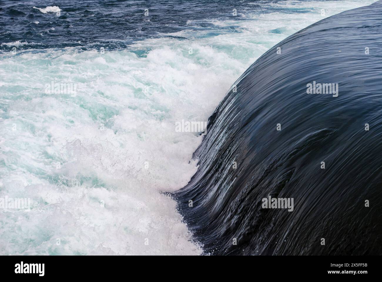 Fast flowing river Stock Photo - Alamy