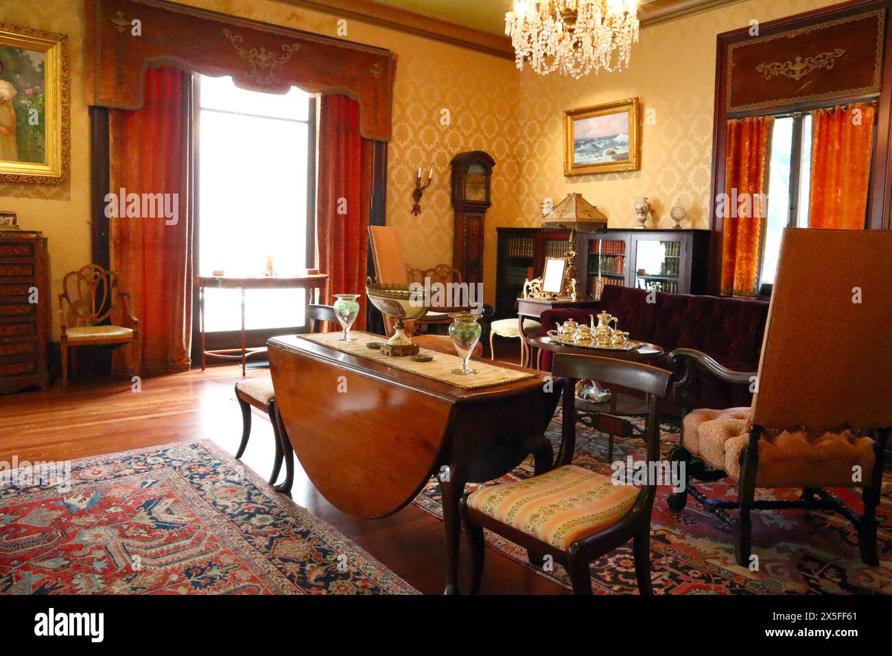 Pasadena Museum of History located at 470 West Walnut St, Pasadena. Include the Pasadena Museum ...