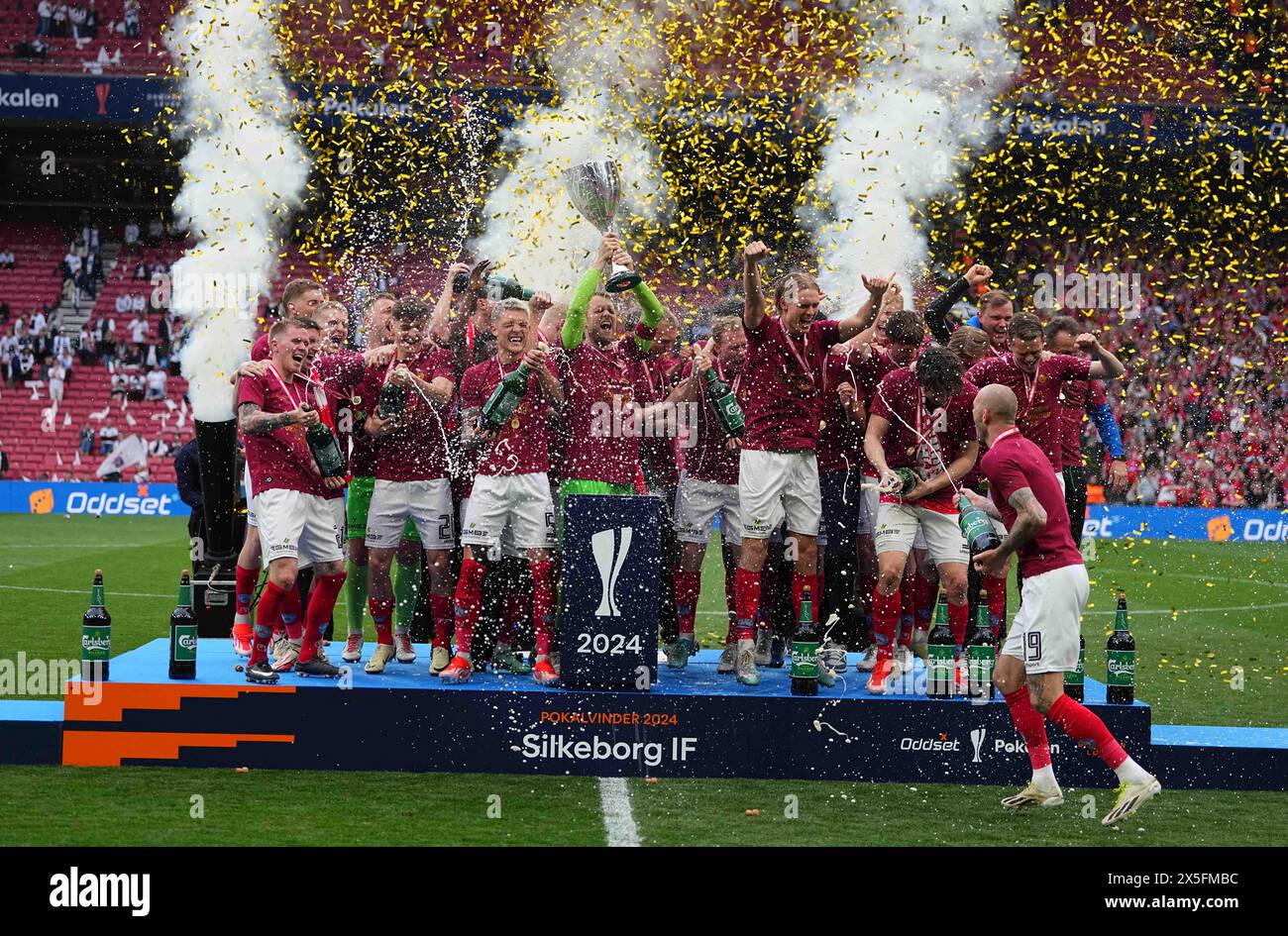 Copenhagen, Denmark. 09th May, 2024. May 09 2024: Silkeborg raising the ...