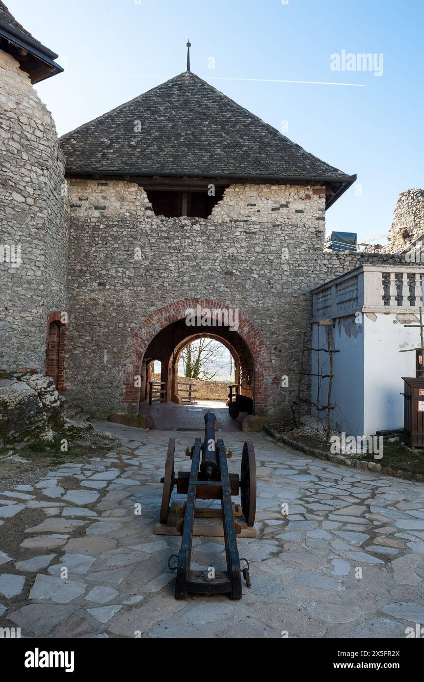 Castle of Sümeg, Sümeg, Veszprém county, Hungary Stock Photo - Alamy